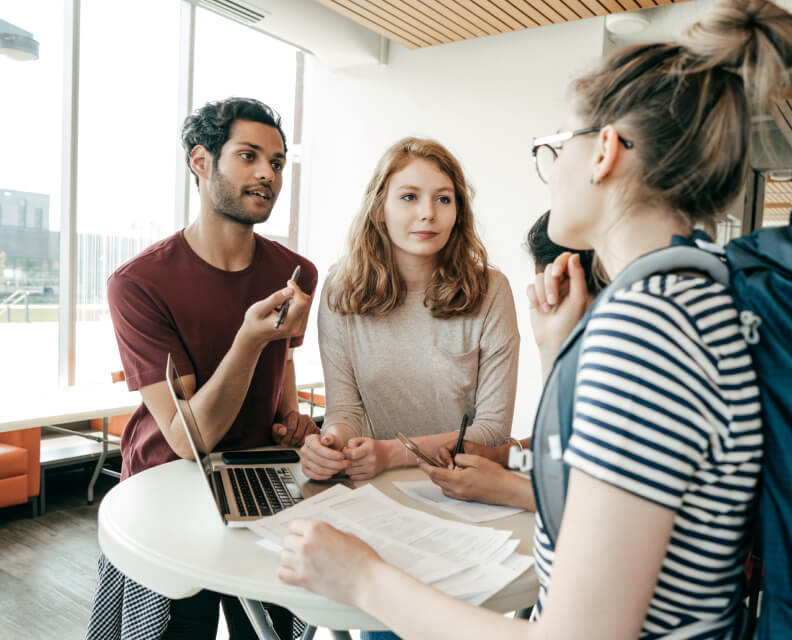 International Education Advising Short Courses | DA Global